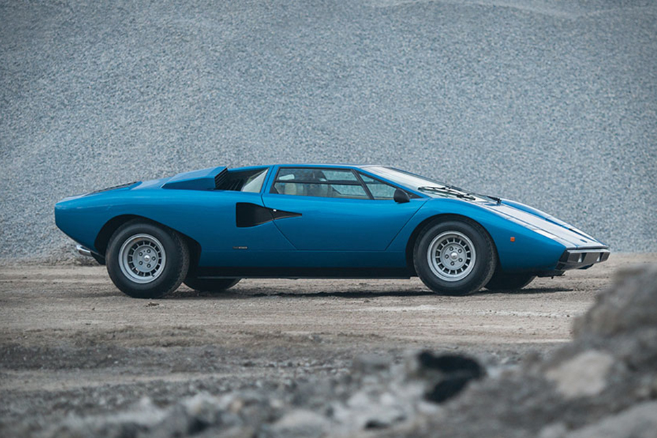 1976 Lamborghini Countach LP 400 Periscopio | Uncrate