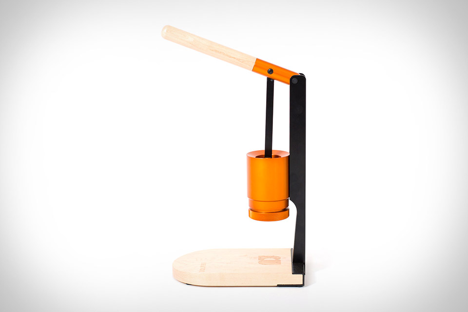 Dripo Cold Brew Coffee Maker | Uncrate