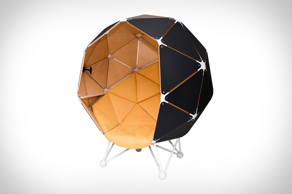 The Planet Chair | Uncrate
