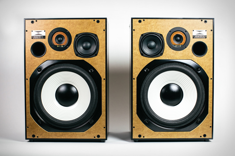 Wesley & Kemp x Uncrate CS122 スピーカー | Uncrate