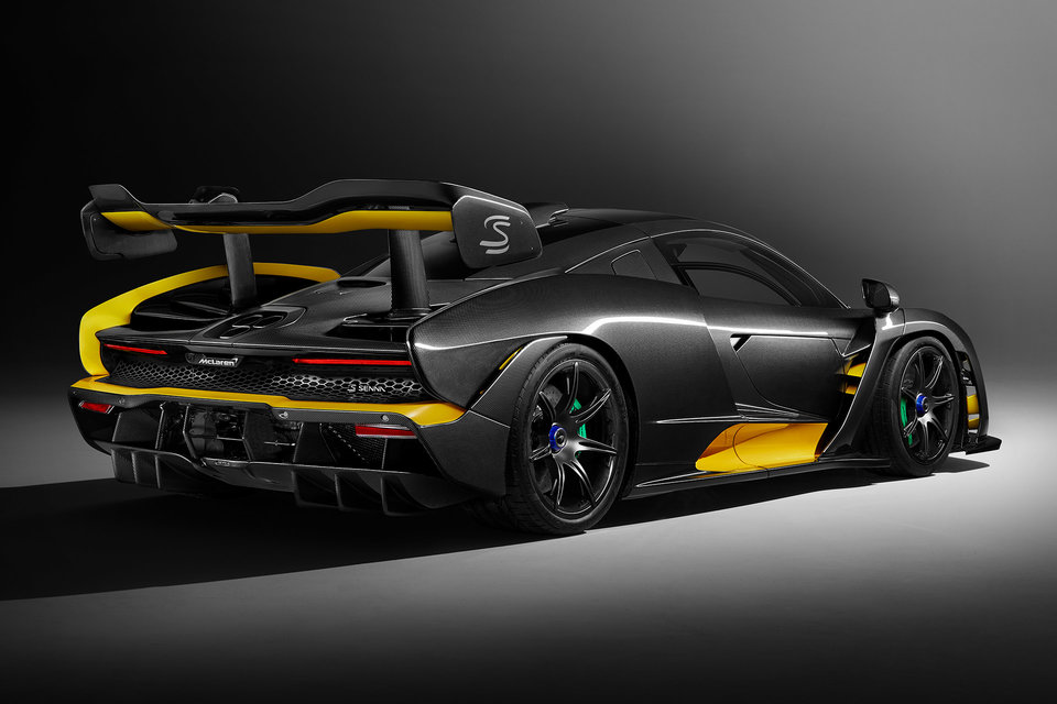 Carbon Theme McLaren Senna | Uncrate