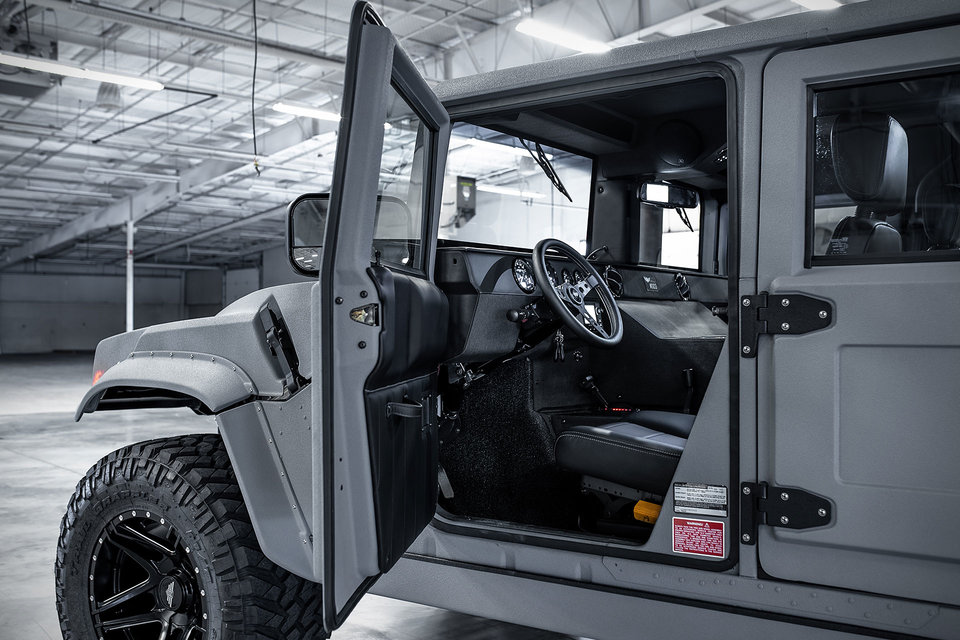 Mil-Spec Hummer H1 Launch Edition No. 003 | Uncrate