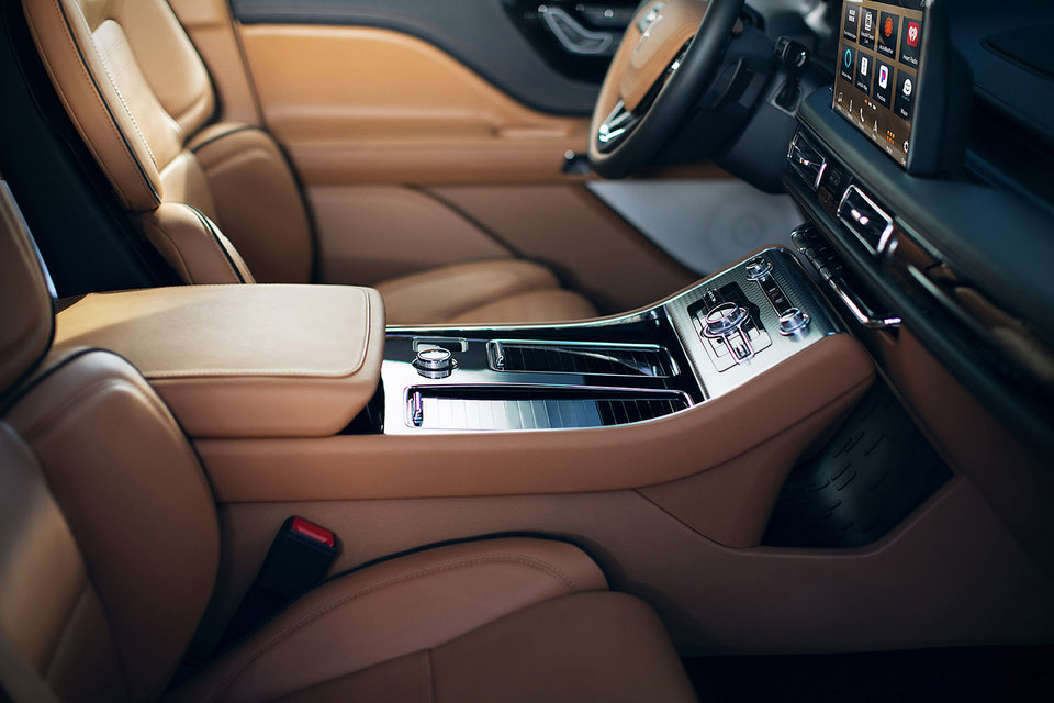 2020 Lincoln Aviator SUV | Uncrate