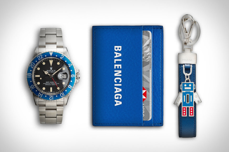 Everyday Carry: Blueberry | Uncrate