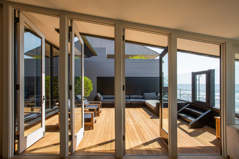 Jason Statham's Malibu Beach House | Uncrate