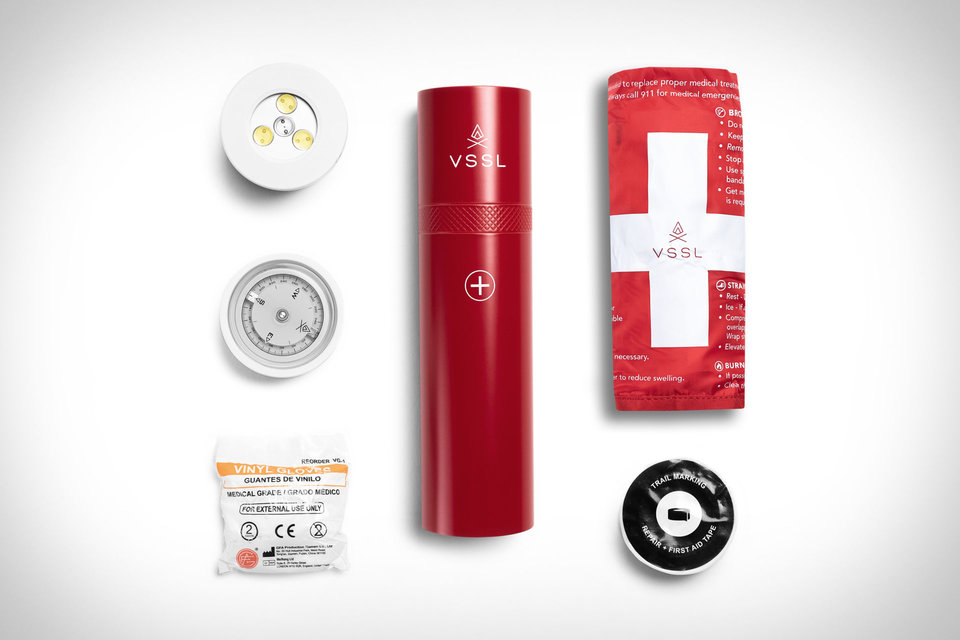 VSSL First Aid Flashlight | Uncrate