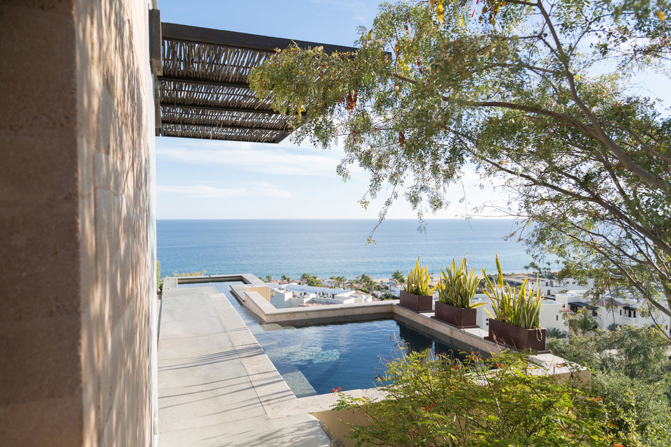 Big Rock House | Uncrate
