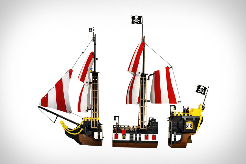 Lego Pirates of Barracuda Bay Building Set | Uncrate