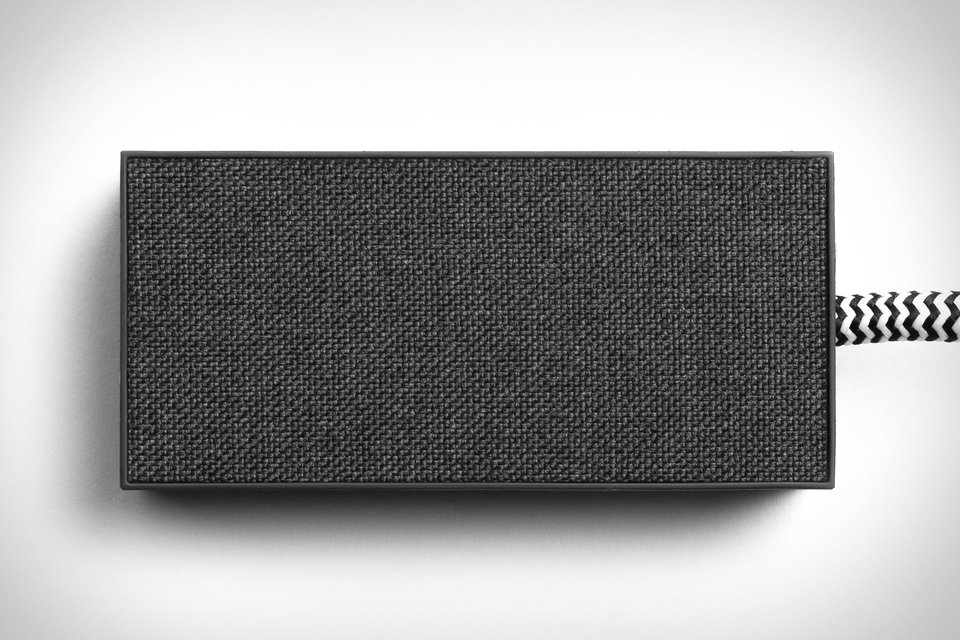 Native Union Smart Hub Bridge Charger | Uncrate