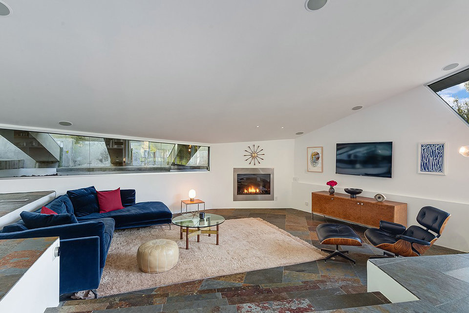 Triangle House Uncrate