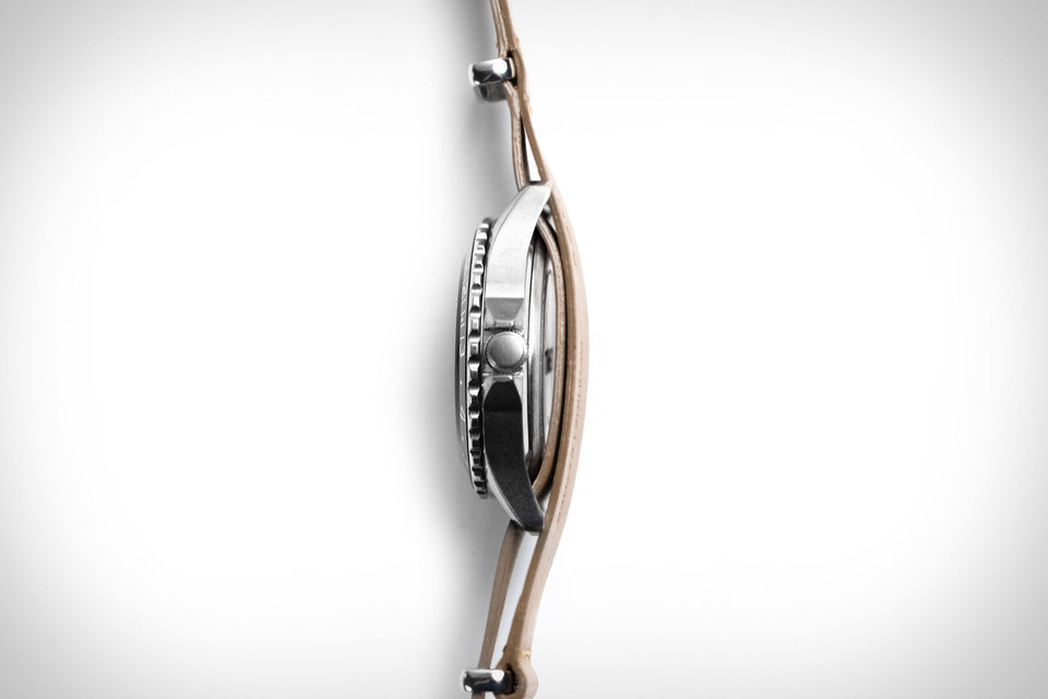 Timex Navi Ocean Watch | Uncrate