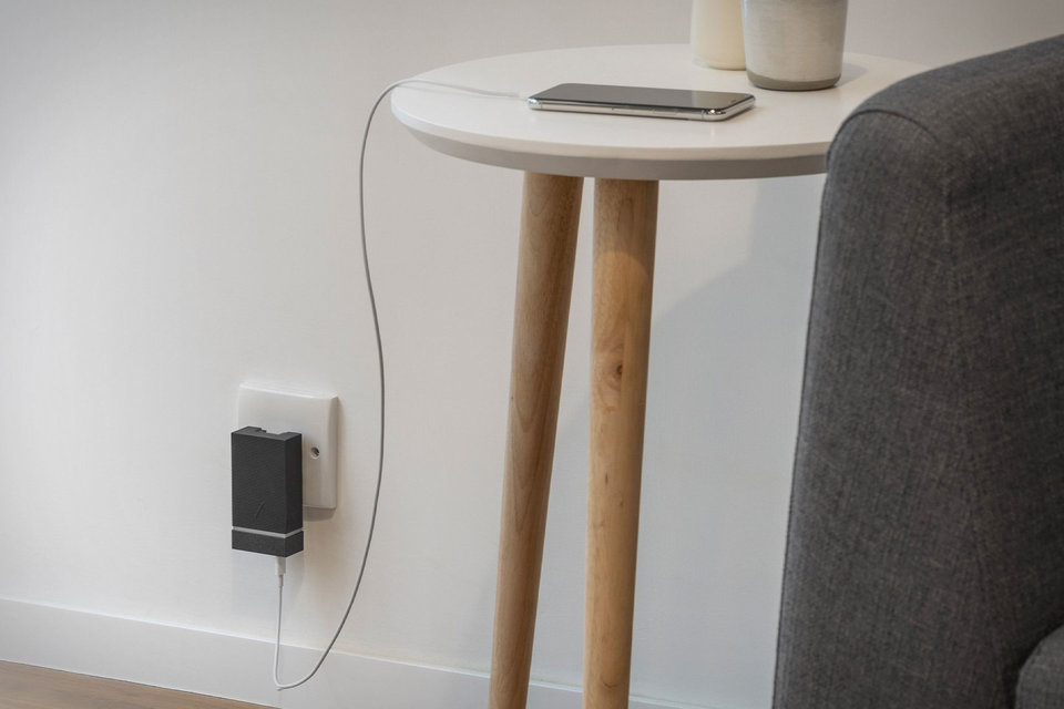 Native Union Smart Hub Wall Charger | Uncrate