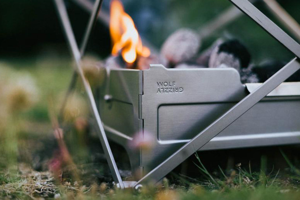 Wolf & Grizzly Campfire Trio | Uncrate