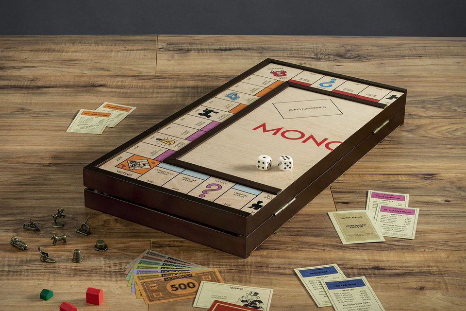 Monopoly Folding Edition | Uncrate