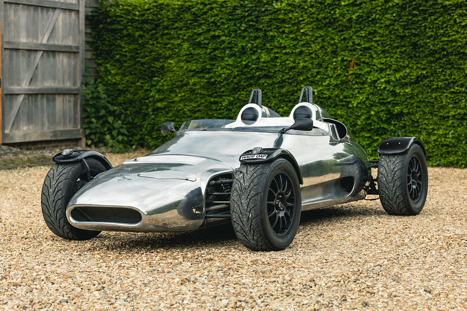 2009 Brooke Cosworth Double R Roadster | Uncrate