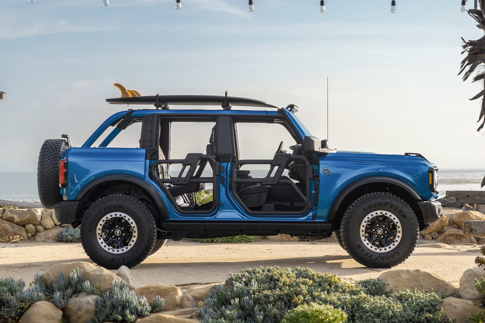 2021 Ford Bronco Riptide Concept SUV | Uncrate