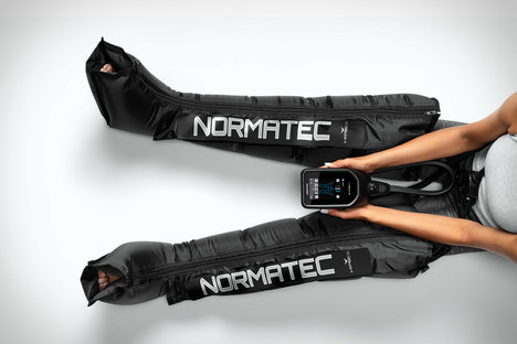 Everyday Carry: Jet | Uncrate