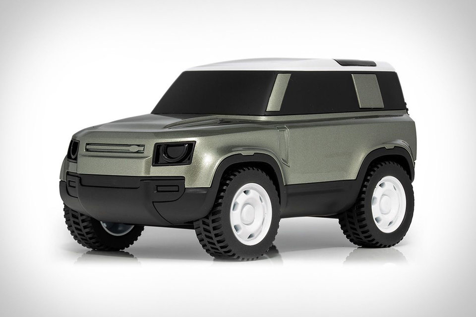 Land Rover Defender Icon Models | Uncrate