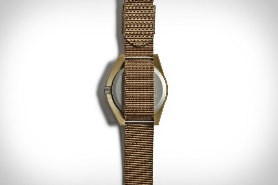 Marathon Desert Tan Pilot's Watch | Uncrate