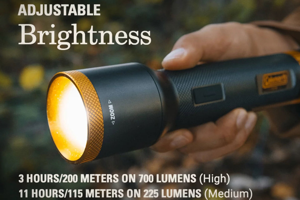 Coleman 1900 Collection Flashlight | Uncrate