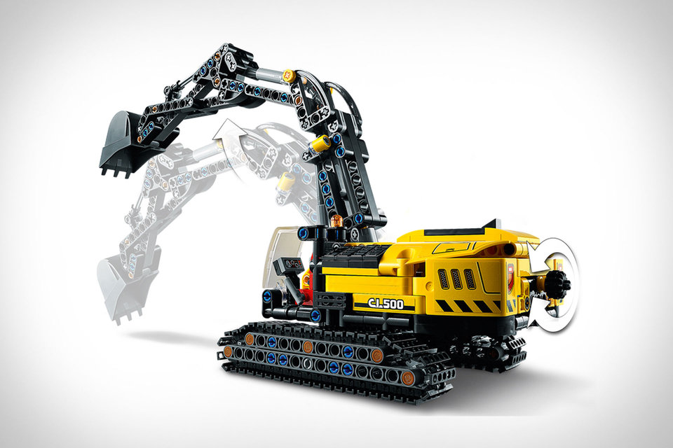 LEGO Heavy Duty Excavator | Uncrate