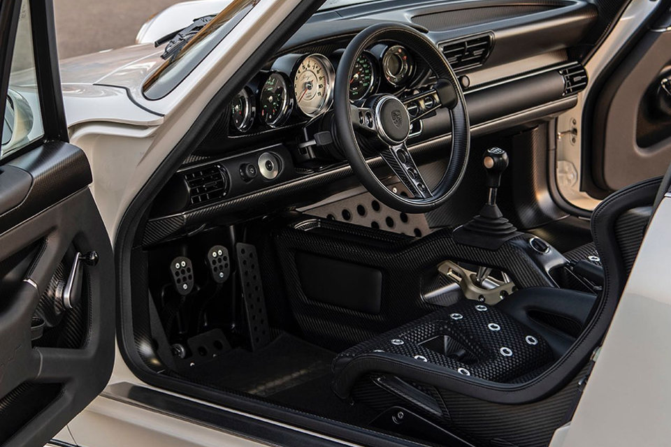 Singer Thing 1 Porsche 911 Coupe | Uncrate