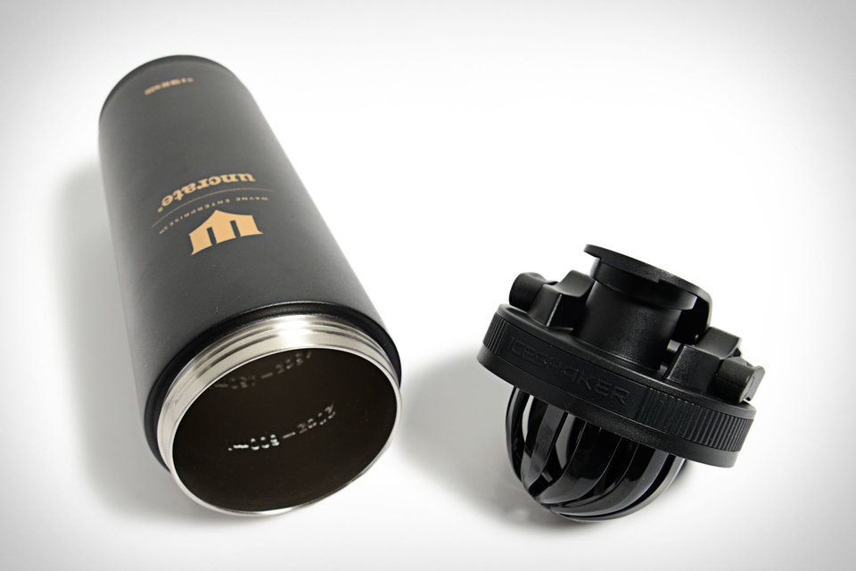 Wayne Enterprises x Uncrate x Ascent Protein Set | Uncrate