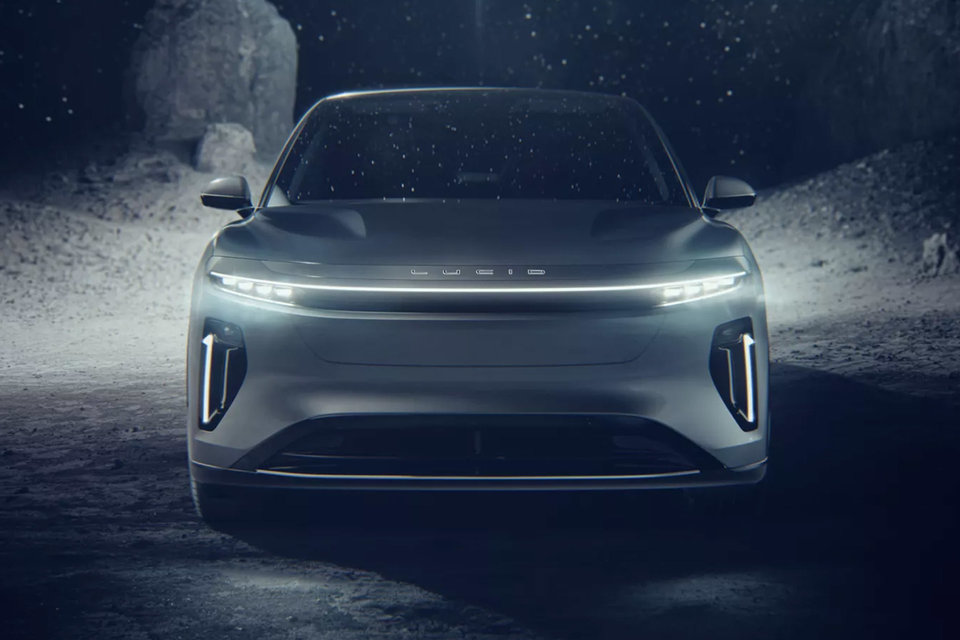 Lucid Gravity Electric SUV | Uncrate