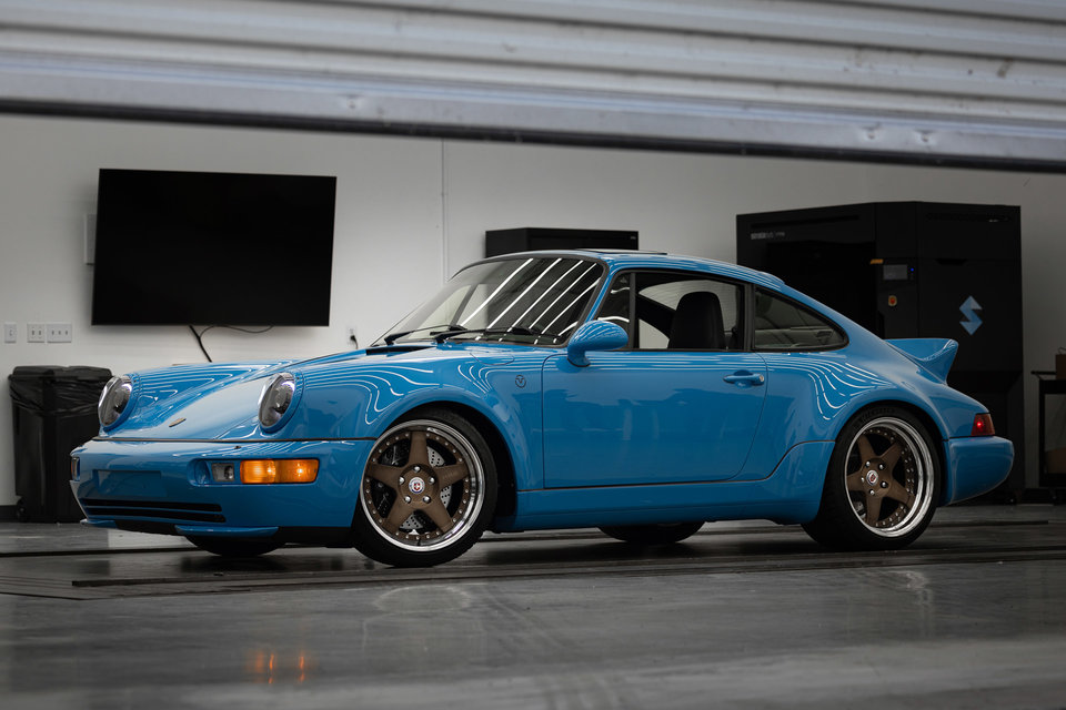 Everrati Porsche 911 (964) EV Restomod | Uncrate