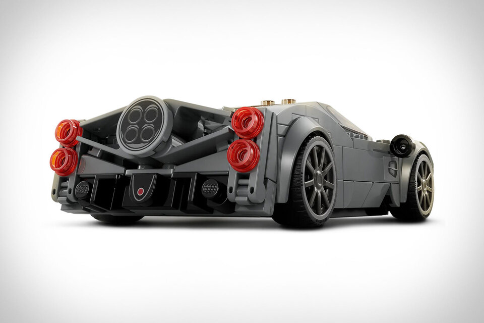 LEGO Pagani Utopía | Uncrate