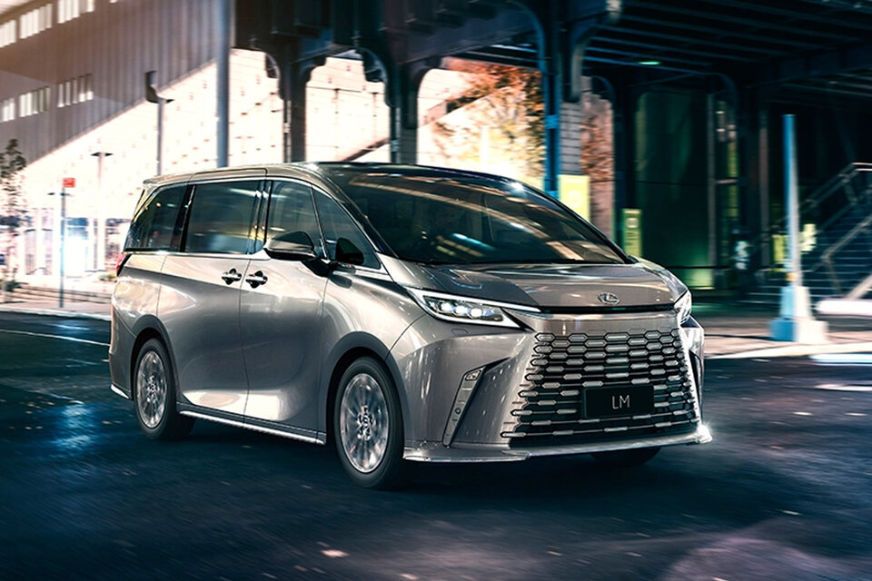 Lexus LM Executive Transport | Uncrate