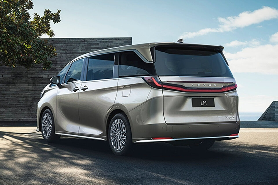 Lexus LM Executive Transport | Uncrate