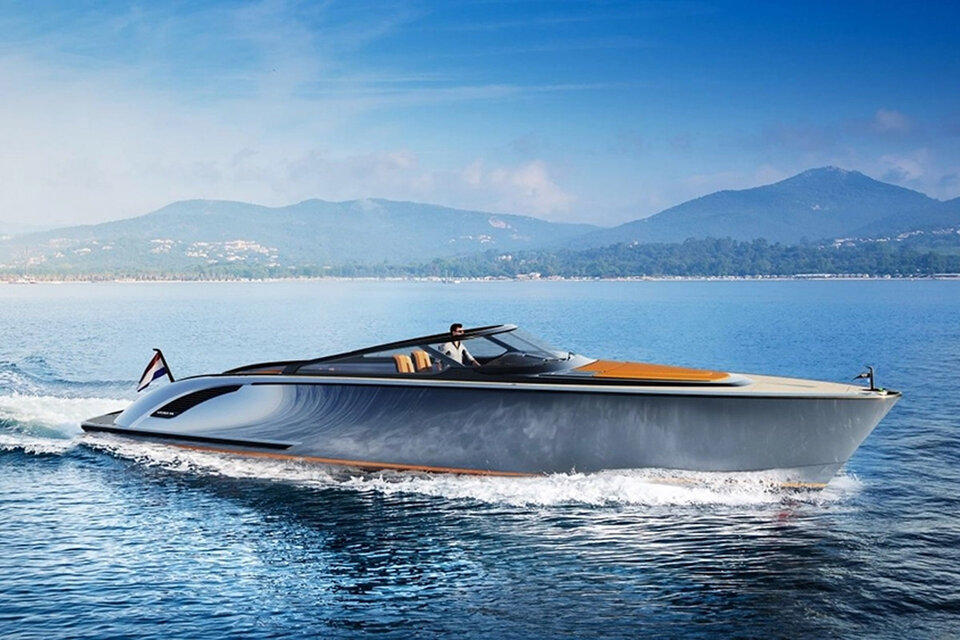 Wajer 44 Dayboat | Uncrate