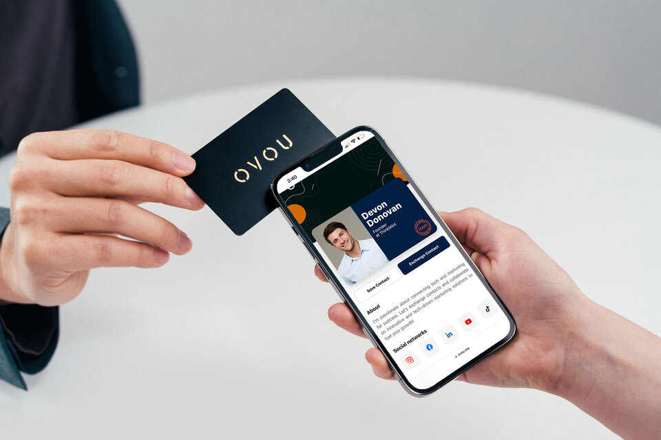 Meta Quest 3 VR Headset | Uncrate