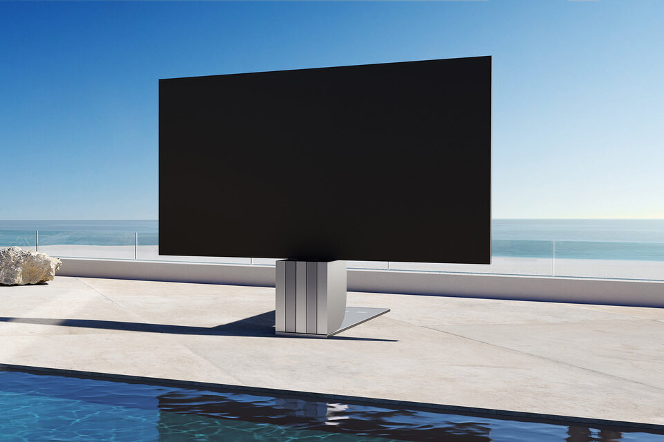 C SEED N1 Outdoor TV | Uncrate