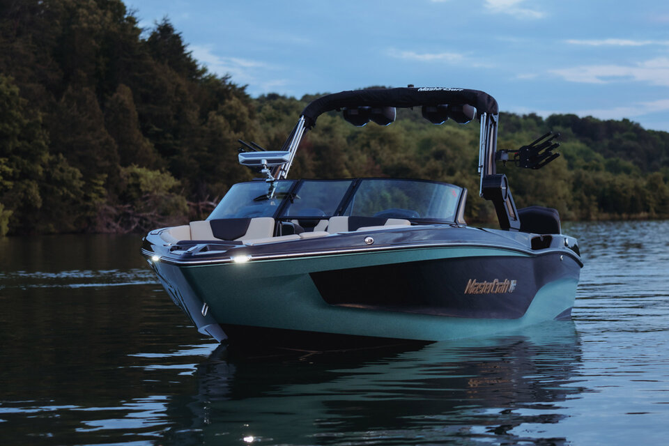 2024 MasterCraft XT25 Wake Boat | Uncrate