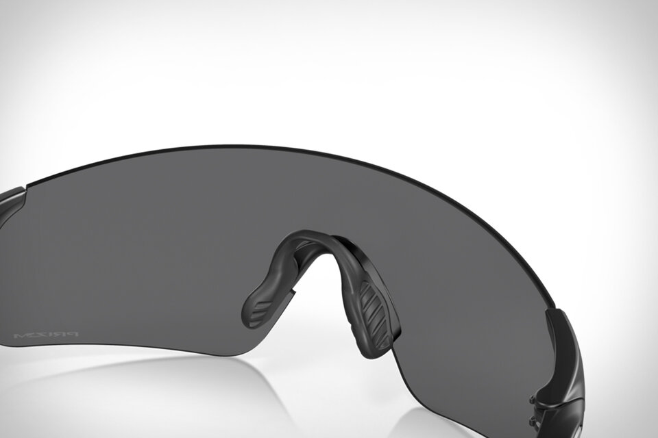 Gafas de sol Oakley EVZero Blade | Uncrate