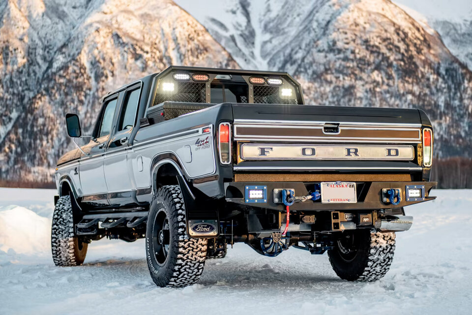 1975 Ford F250 Custom Truck | Uncrate