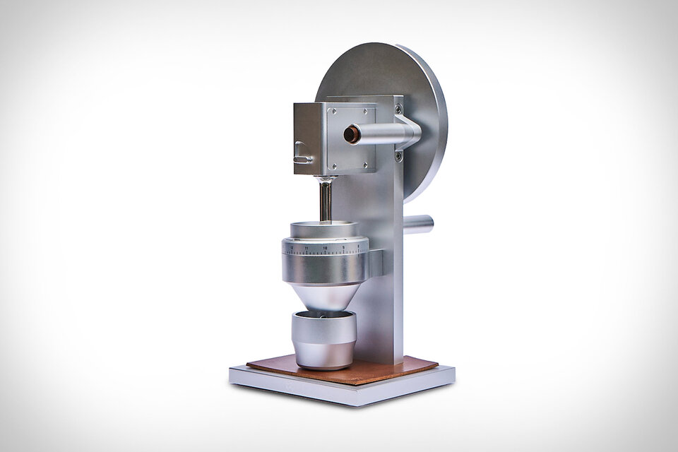 ウェーバー ワークショップ HG-2 グラインダー | Uncrate