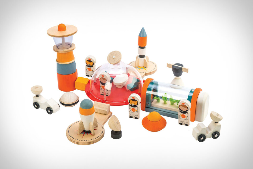 Life on Mars Kids Play Set | Uncrate