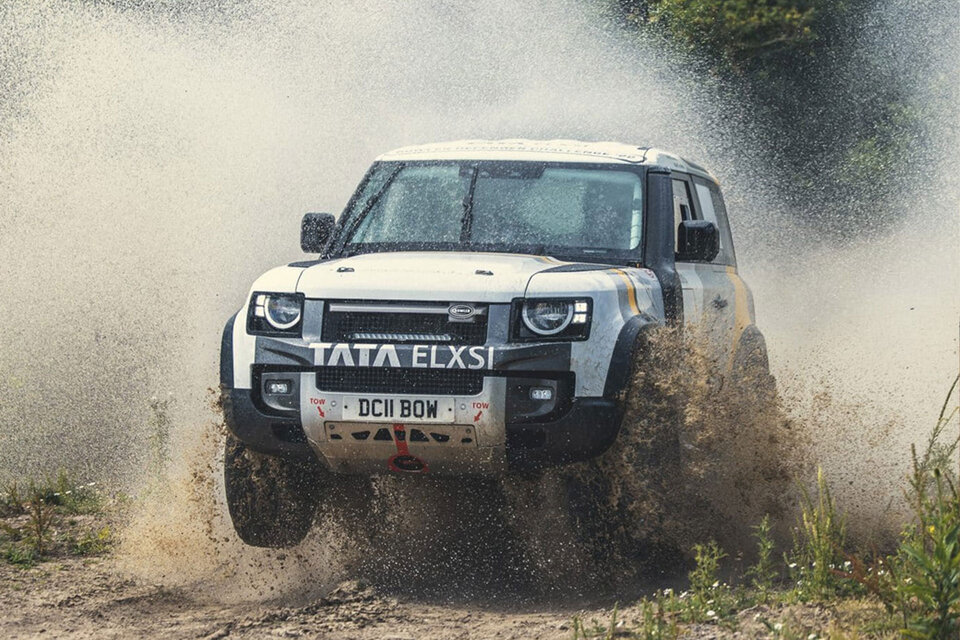 Bowler 2024 Defender Rally Series SUV | Uncrate