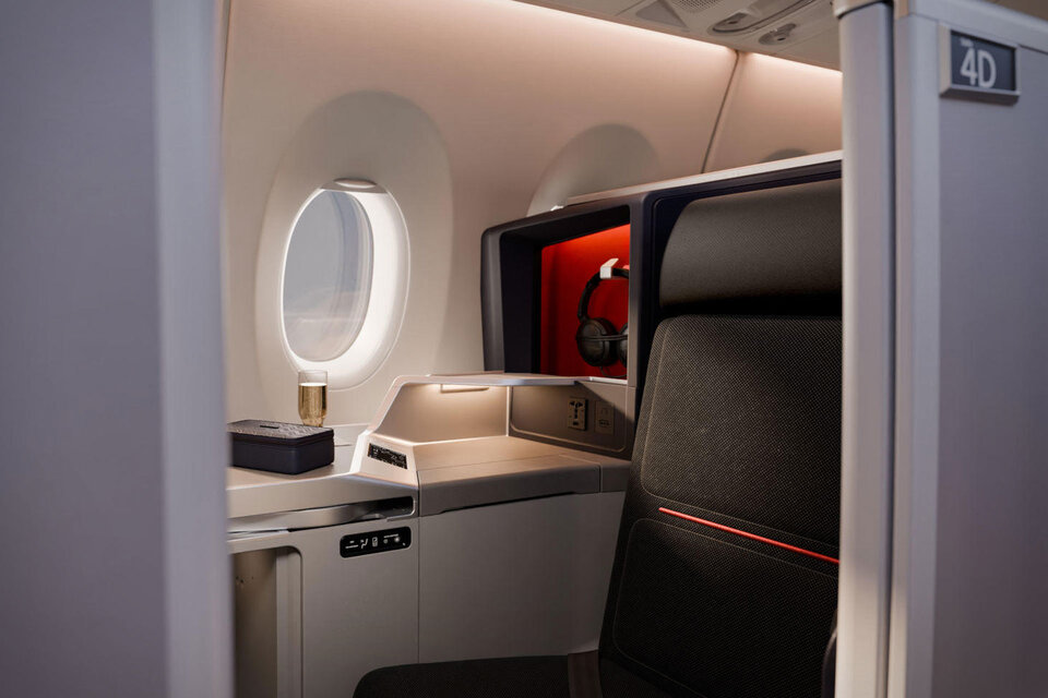 2025 Delta Cabin Interiors | Uncrate