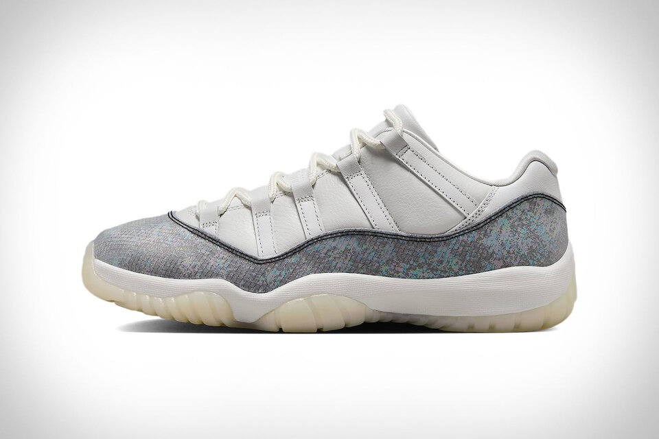 Air Jordan 11 Retro LNY Sneakers | Uncrate