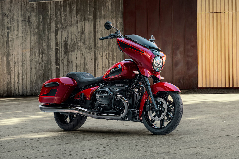 2025 BMW R 18 Motorcycle | Uncrate