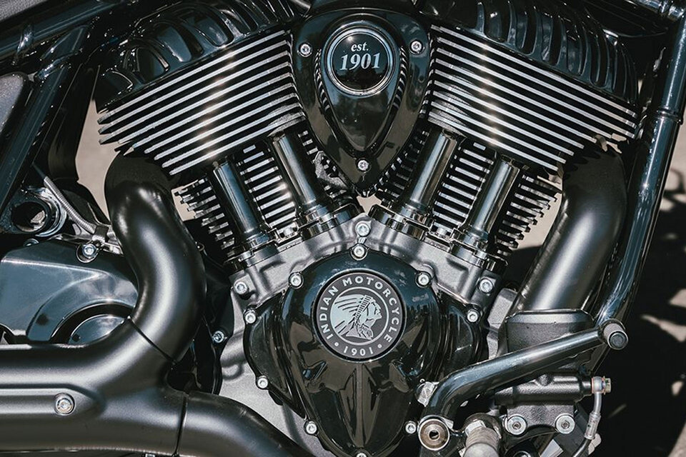 2025 Indian Sport Chief RT Motorcycle | Uncrate