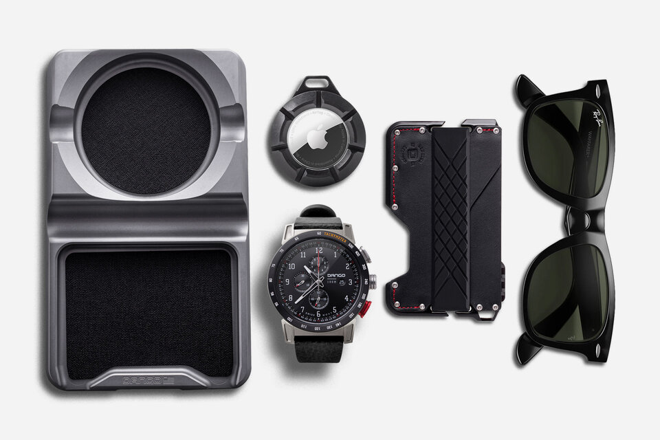 Everyday Carry: Spec | Uncrate