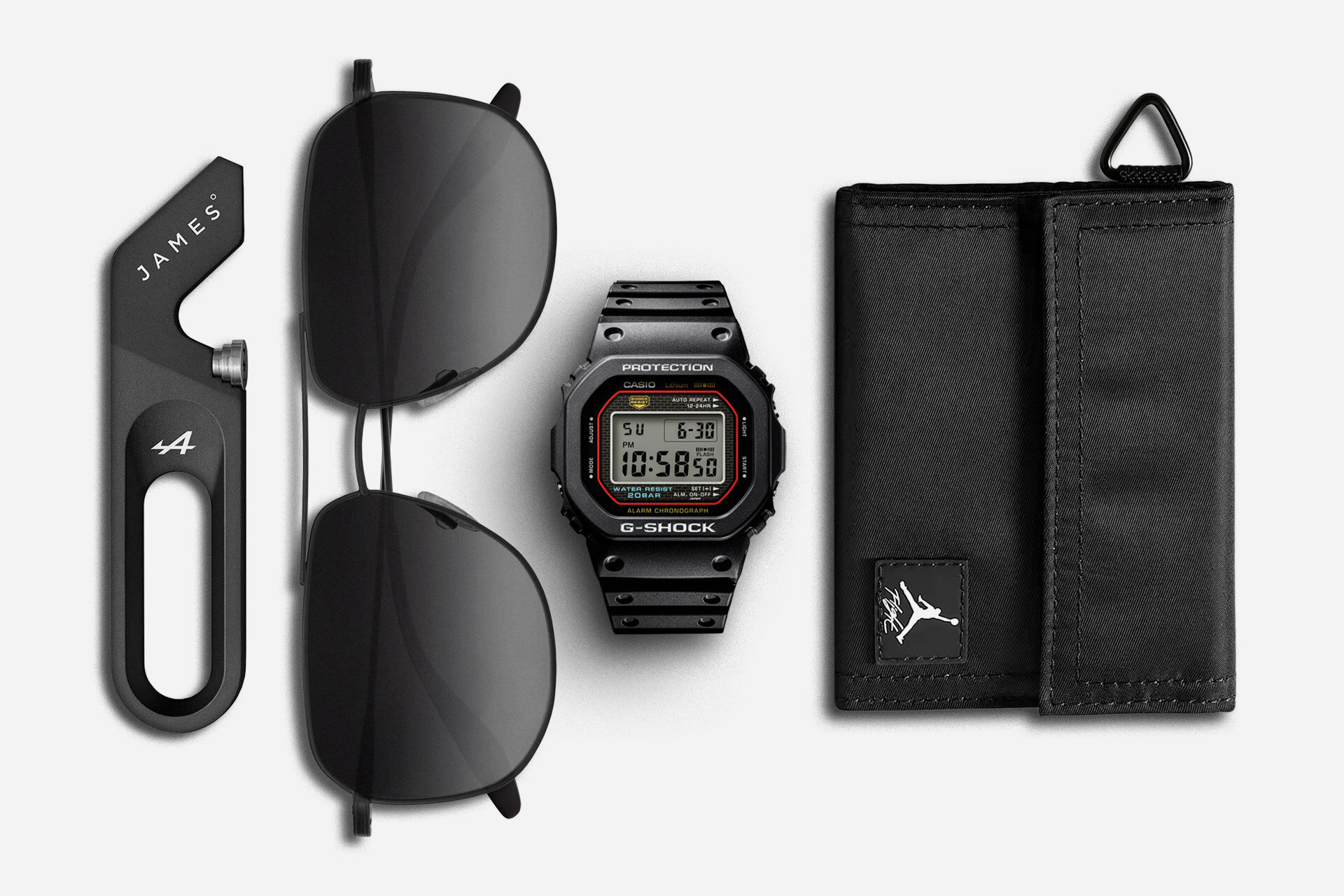 Everyday Carry: Trifold | Uncrate