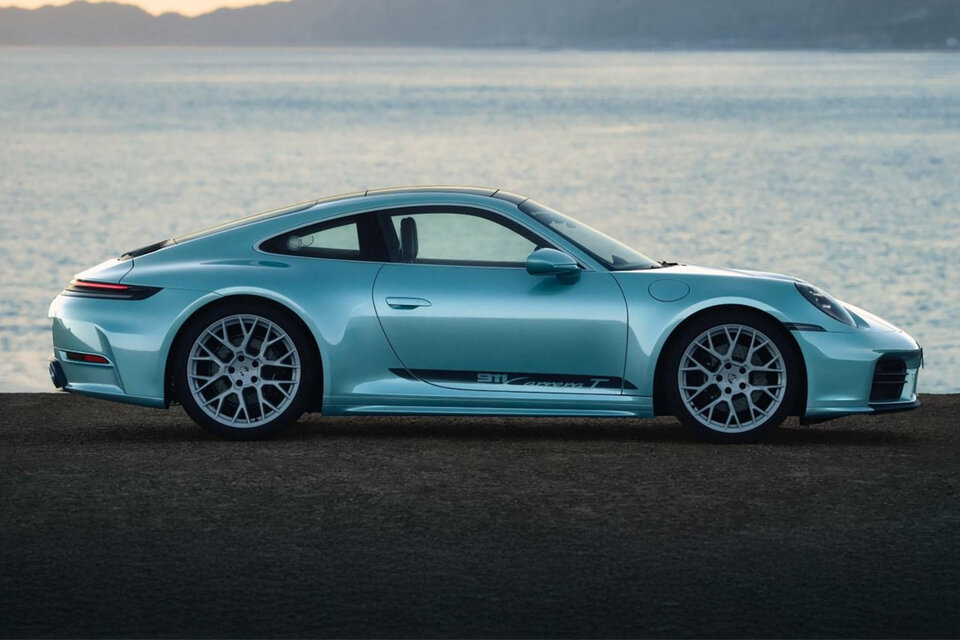 Porsche 911 Carrera T Formosa | Uncrate