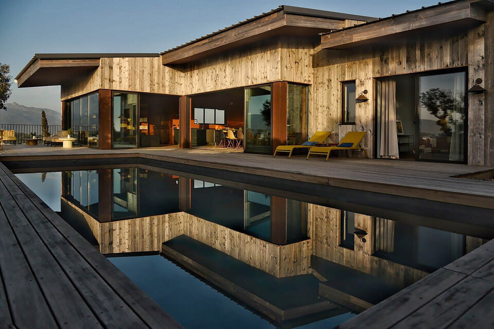 Lenza Barn Villa | Uncrate