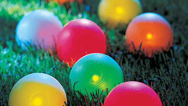 LED Bocce Ball Set | Uncrate